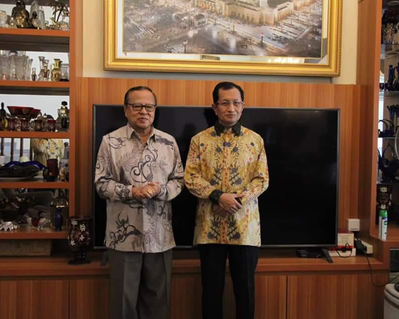 BAPAK KARDINAL DAN IMAM BESAR - Trias Kuncahyono